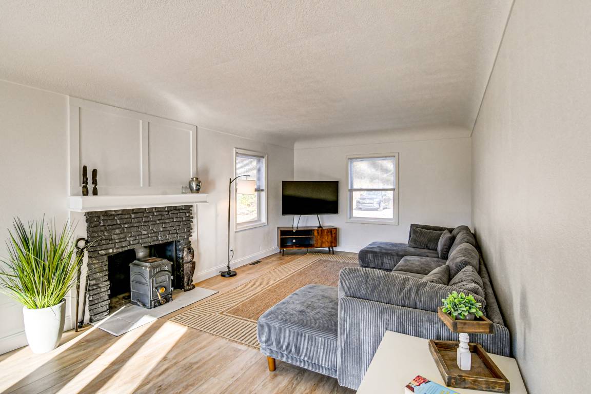 154 M² House ∙ 4 Bedrooms ∙ 7 Guests - Altoona, IA