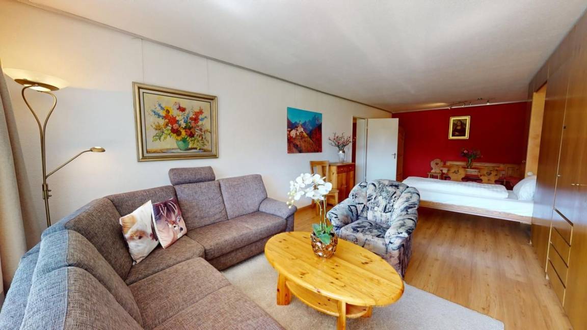 74 M² Apartment ∙ 1 Bedroom ∙ 5 Guests - Silvaplana