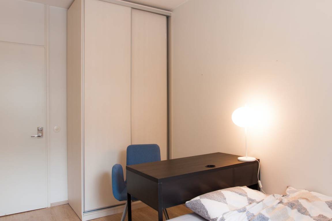 102 M² Chambre Privée ∙ 1 Chambre ∙ 1 Personne - Helsinki