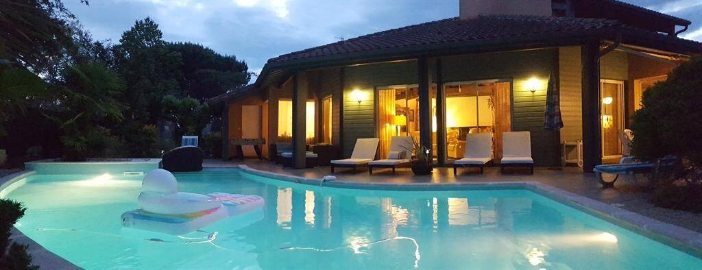 180 M² Villa ∙ 3 Chambres ∙ 8 Personnes - Soustons