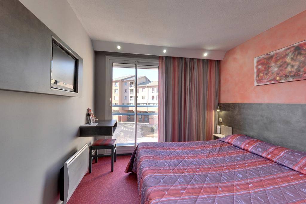 Hôtel ∙ 1 Chambre ∙ 2 Personnes - Gap