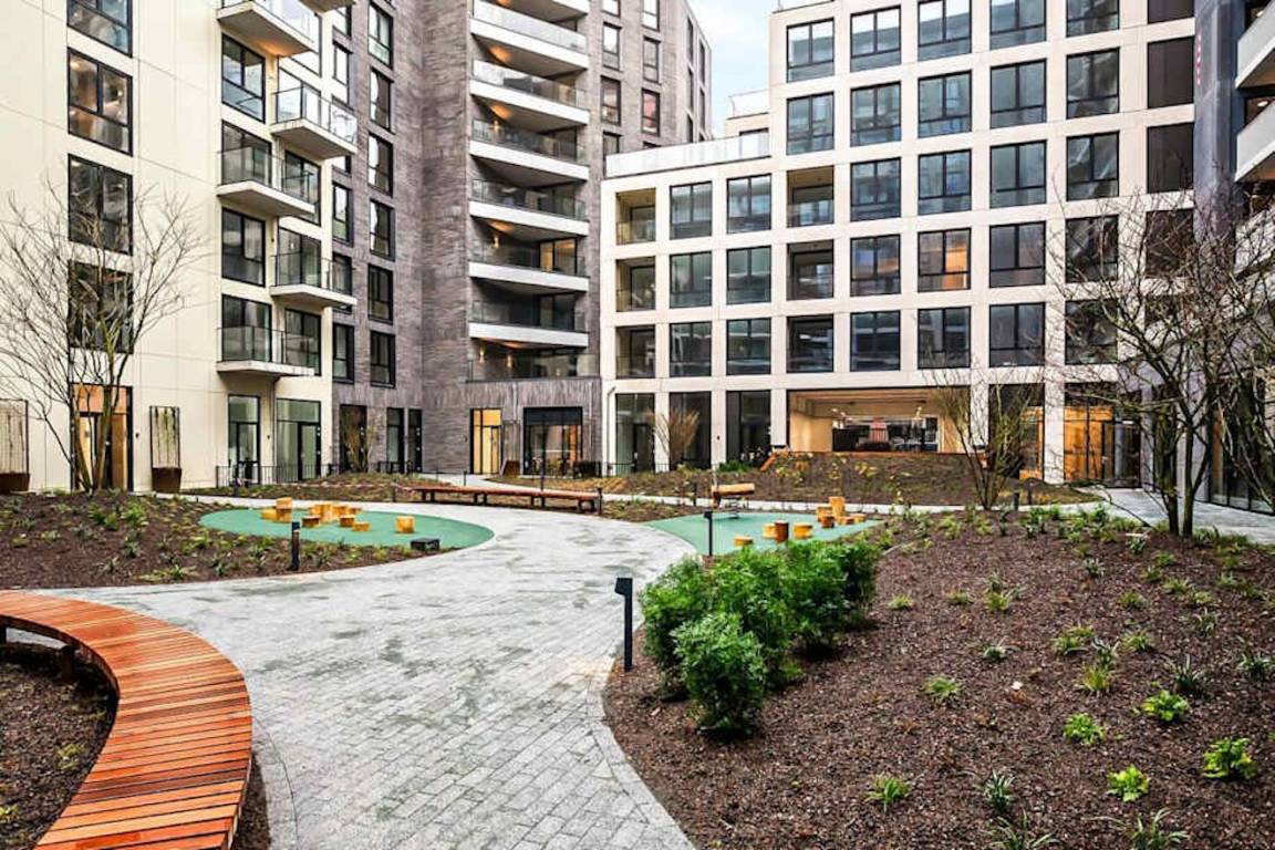 72 M² Apartment ∙ 2 Bedrooms ∙ 4 Guests - Hoofddorp