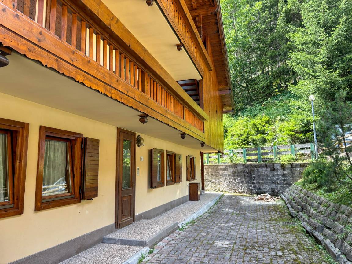60 M² Ferienwohnung ∙ 2 Schlafzimmer ∙ 4 Gäste - Pera