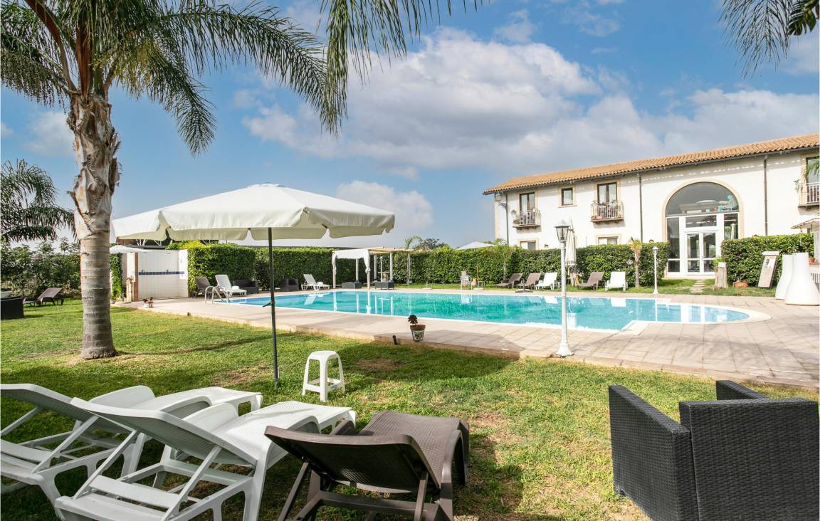 160 M² Maisonette ∙ 3 Bedrooms ∙ 11 Guests - Syracuse