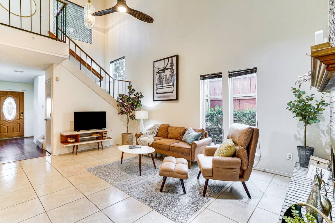 165 M² Apartment ∙ 3 Bedrooms ∙ 5 Guests - Fort Worth, TX
