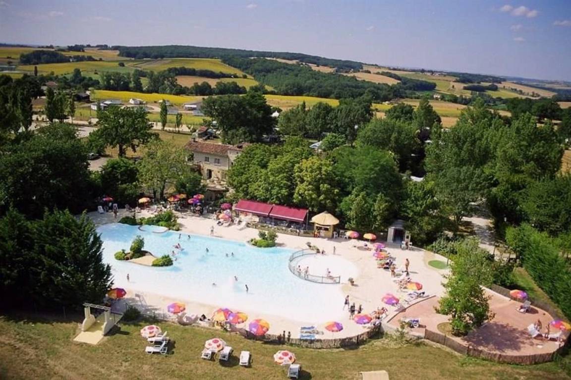 20 M² Camping ∙ 2 Bedrooms ∙ 6 Guests - Gers