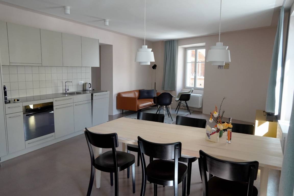 70 M² Ferienwohnung ∙ 2 Schlafzimmer ∙ 5 Gäste - Scuol