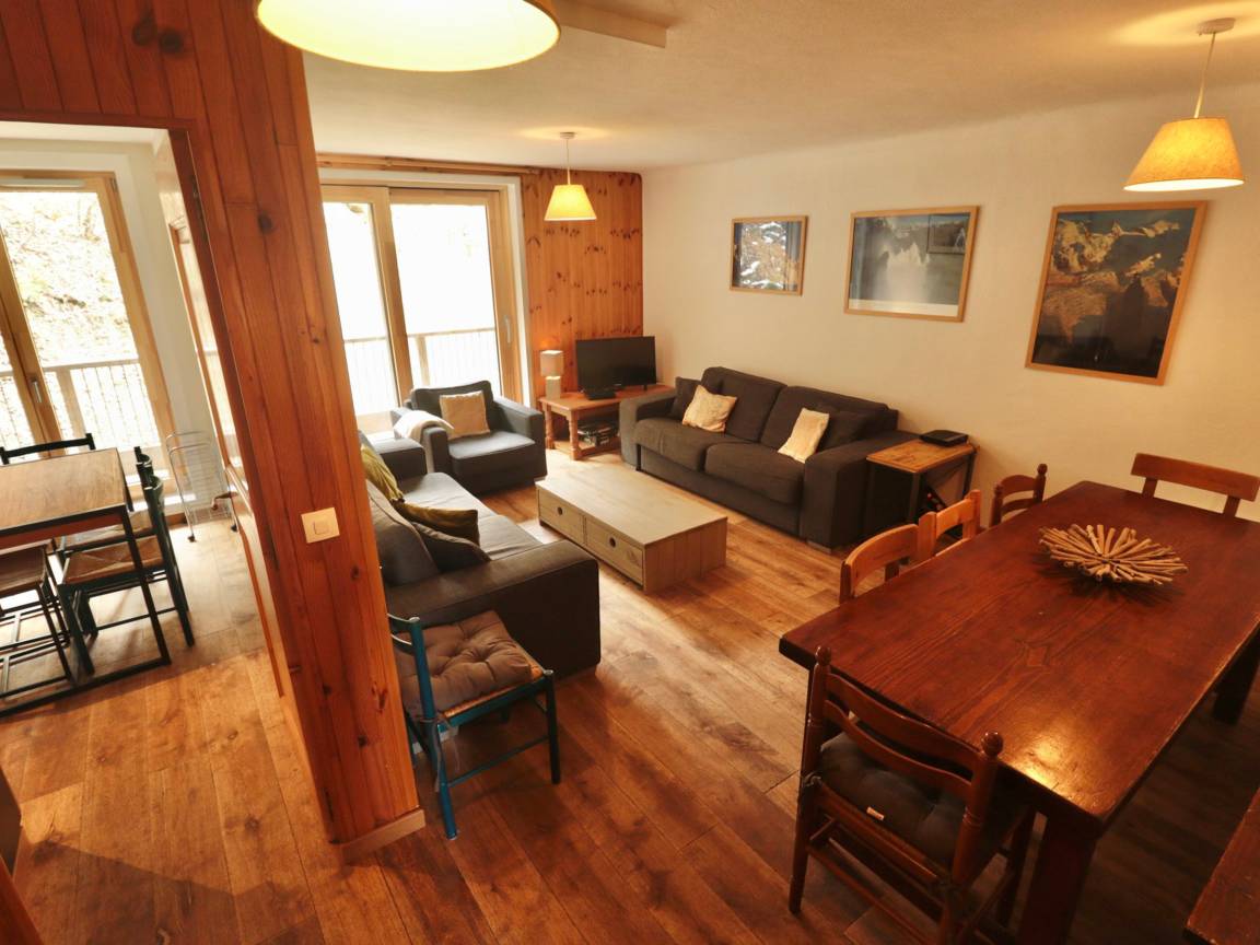 96 M² Apartment ∙ 4 Bedrooms ∙ 10 Guests - Courchevel