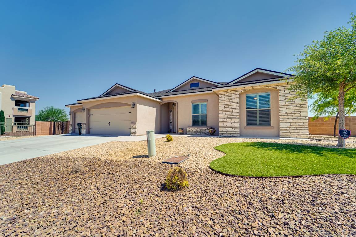 195 M² House ∙ 3 Bedrooms ∙ 5 Guests - Carlsbad, NM
