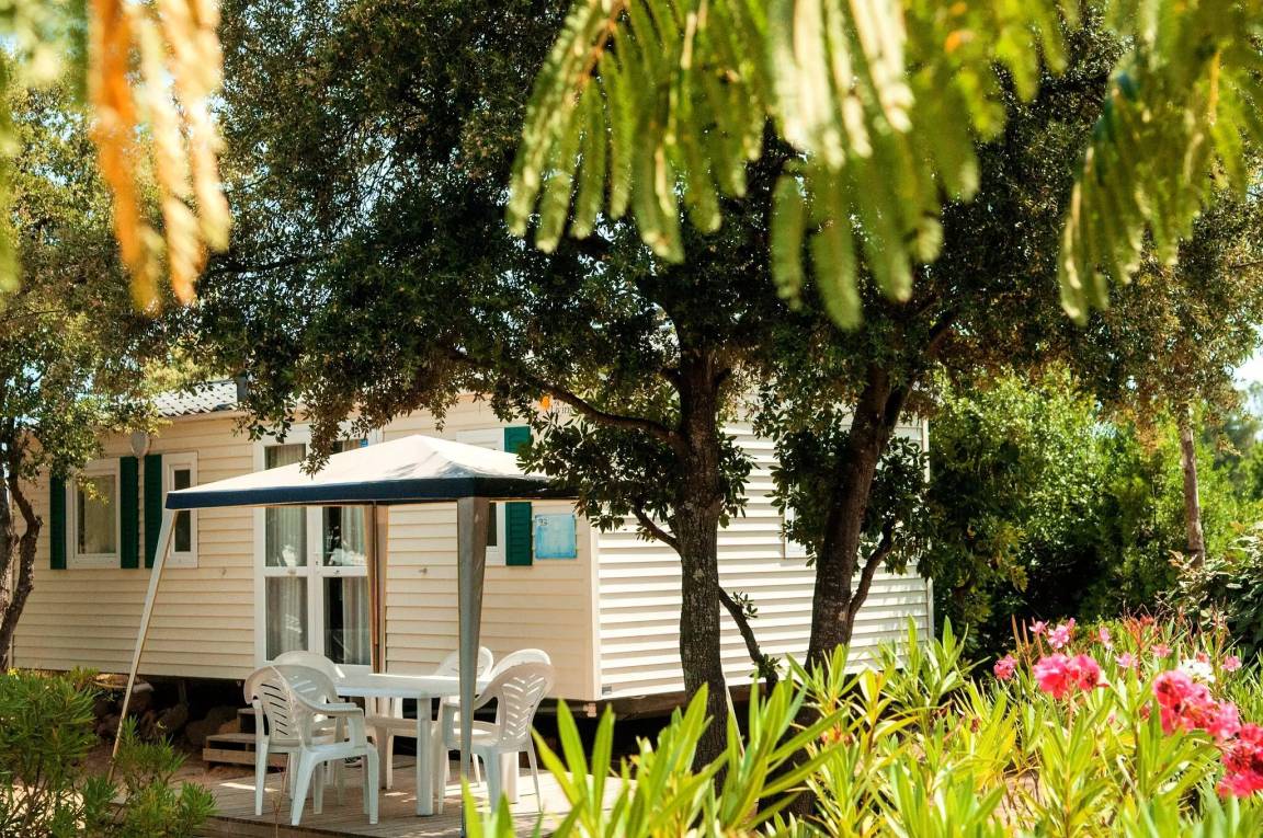 30 M² Mobilheim ∙ 2 Schlafzimmer ∙ 4 Gäste - Bonifacio