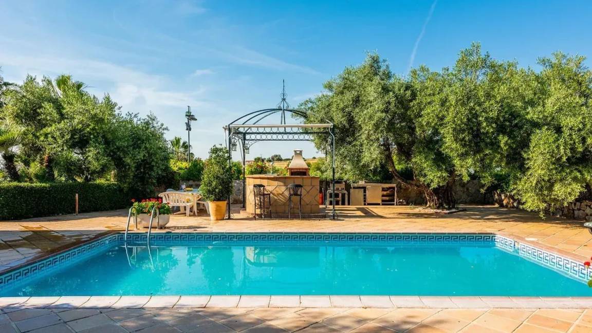 130 M² Villa ∙ 4 Bedrooms ∙ 10 Guests - Puerto Serrano