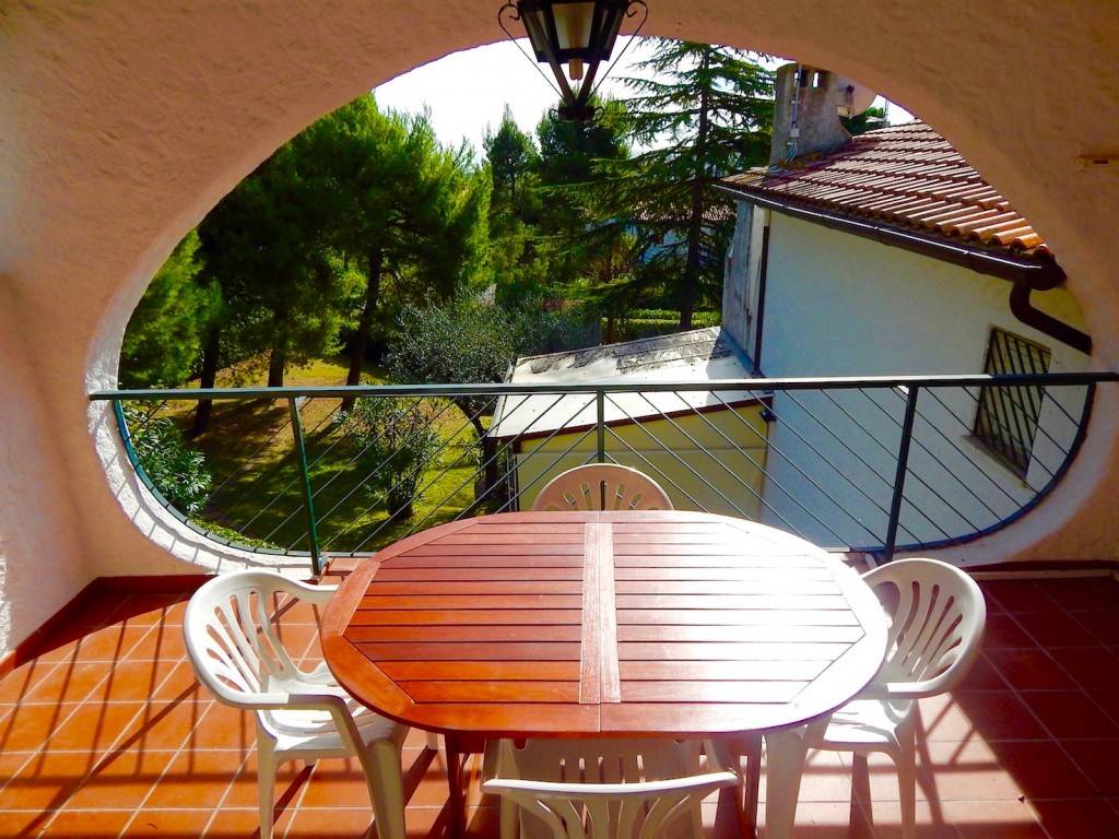 70 M² Apartamento ∙ 2 Habitaciones ∙ 5 Huéspedes - Numana