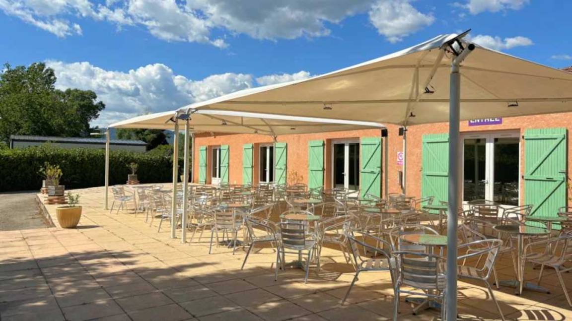 32 M² Camping ∙ 3 Chambres ∙ 8 Personnes - Esparron-de-Verdon