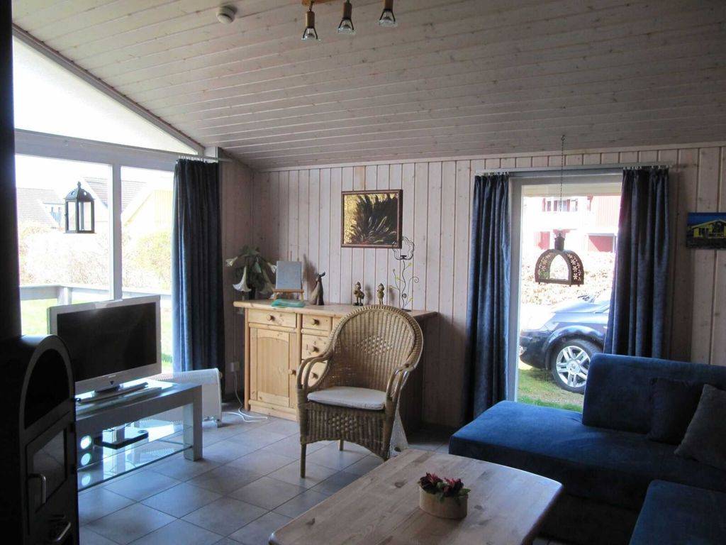 77 M² Ferienhaus ∙ 2 Schlafzimmer ∙ 4 Gäste - Müritz