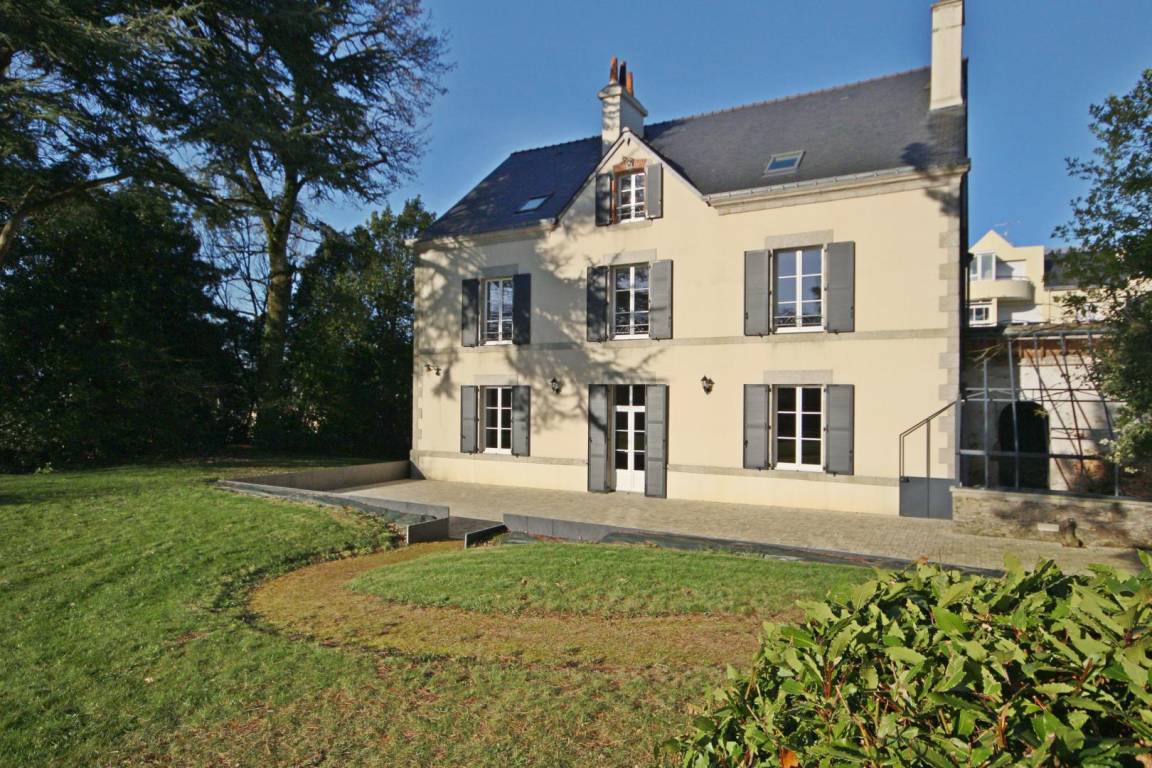 300 M² Gîte ∙ 10 Chambres ∙ 15 Personnes - Noyal-Muzillac