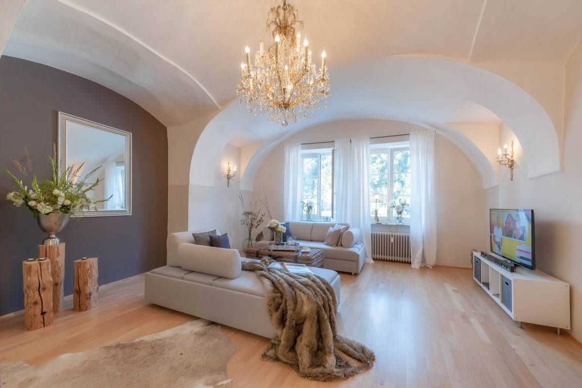 93 M² Ferienwohnung ∙ 1 Schlafzimmer ∙ 3 Gäste - Passau