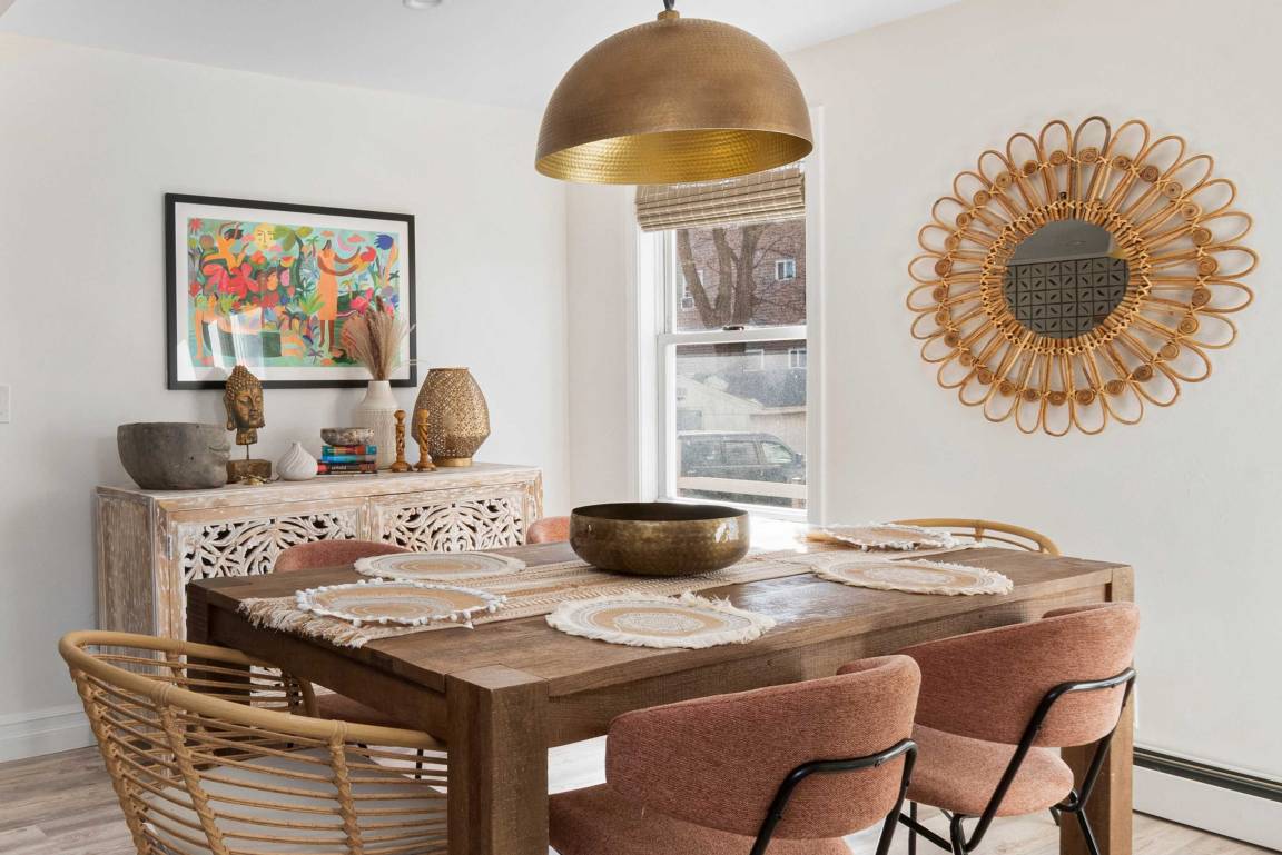Apartment ∙ 3 Bedrooms ∙ 6 Guests - Bristol, RI