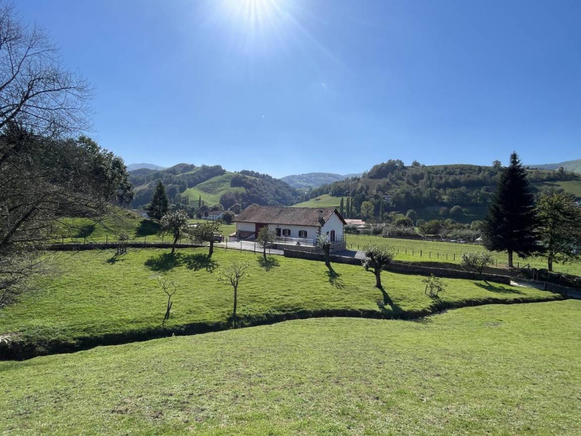 100 M² Gîte ∙ 3 Bedrooms ∙ 6 Guests - Pyrenees