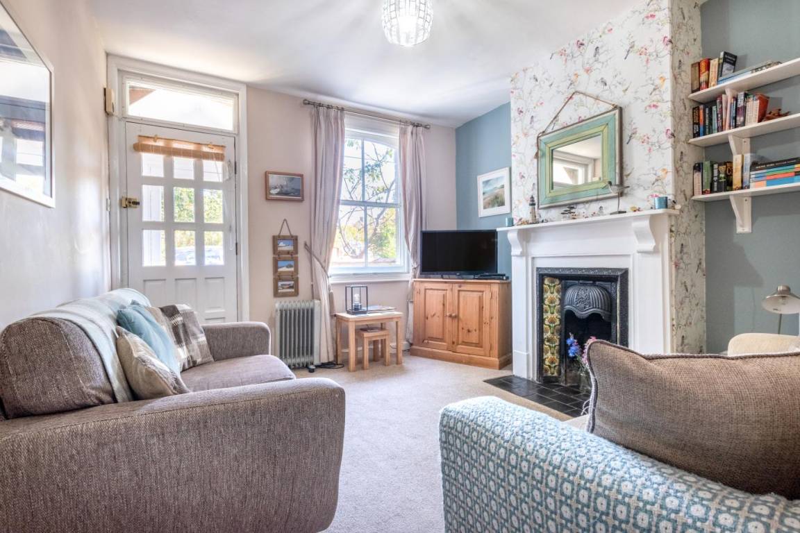 Cottage ∙ 2 Bedrooms ∙ 4 Guests - Walberswick