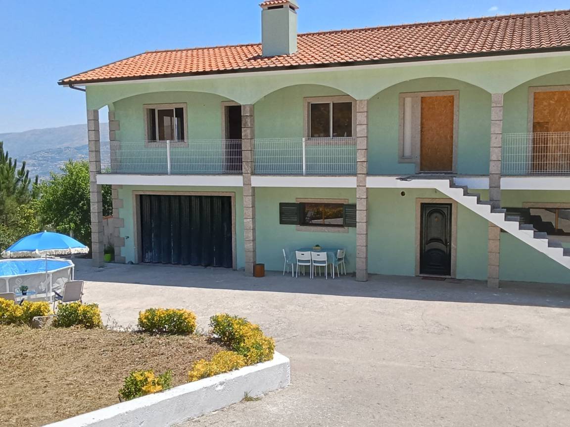 70 M² Casa ∙ 3 Habitaciones ∙ 5 Huéspedes - Cinfães