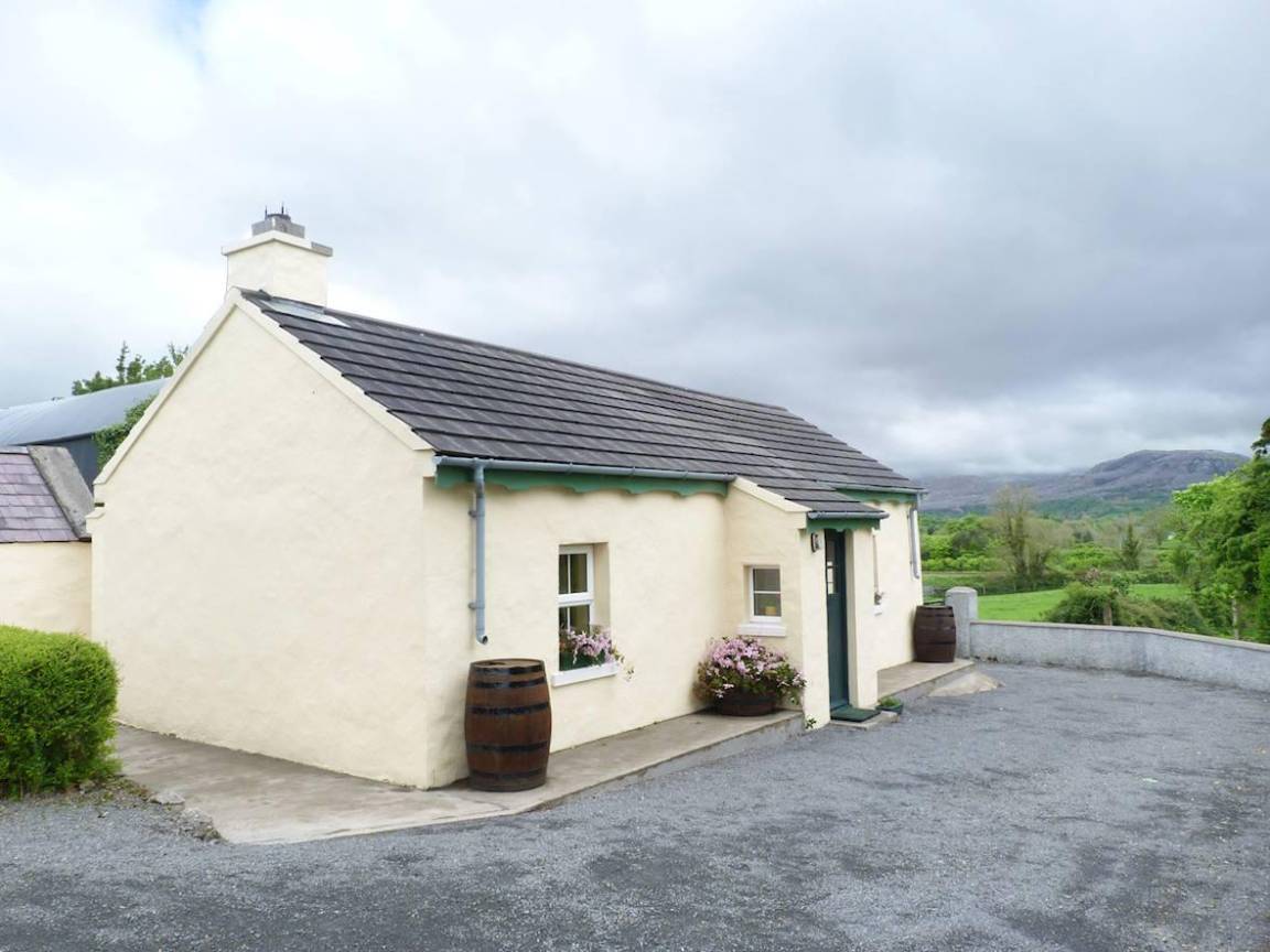 Maison De Vacances ∙ 2 Chambres ∙ 3 Personnes - Sligo
