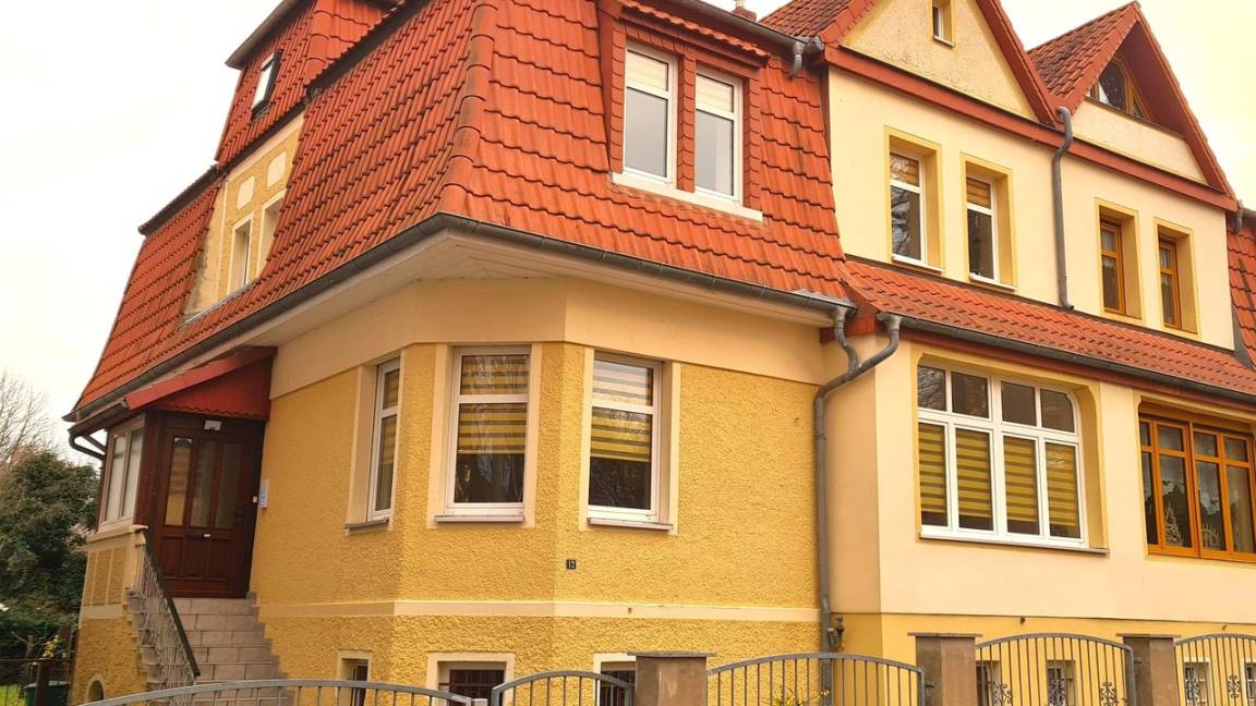 33 M² Appartement ∙ 1 Slaapkamer ∙ 4 Gasten - Naumburg