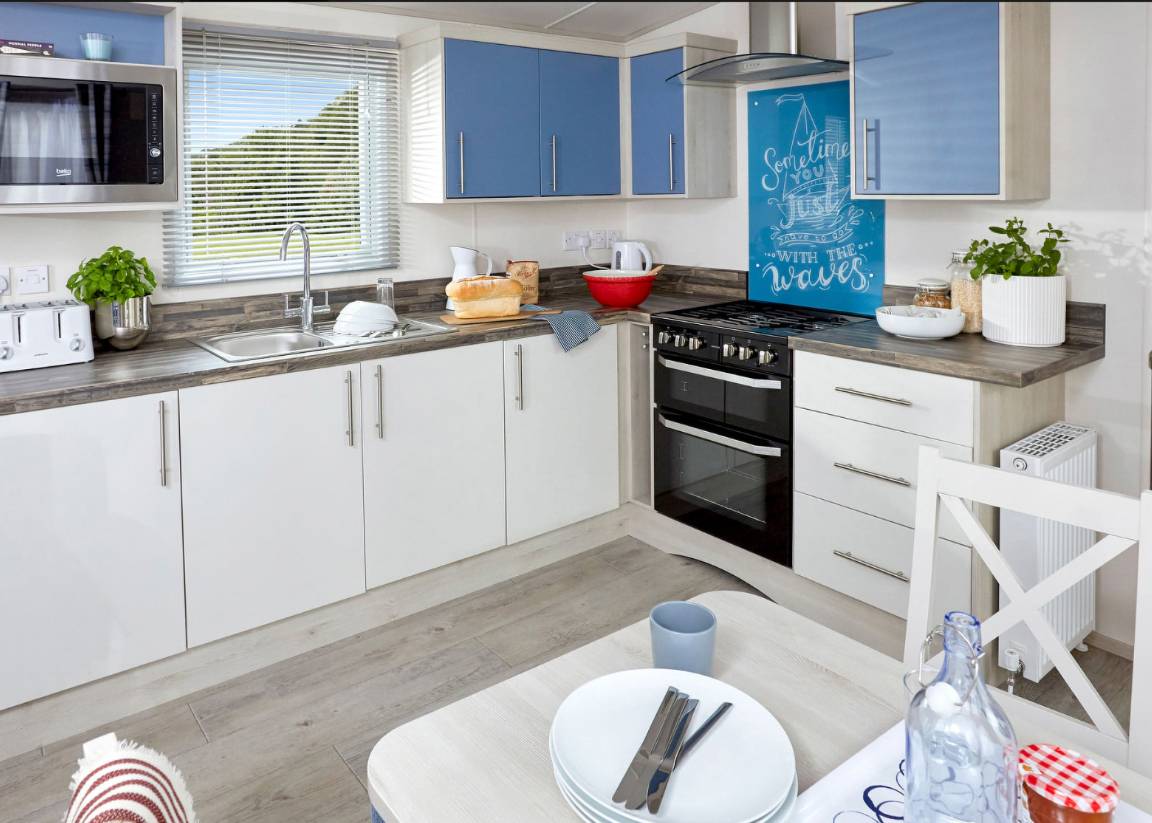 Caravan ∙ 3 Bedrooms ∙ 6 Guests - Isle of Wight