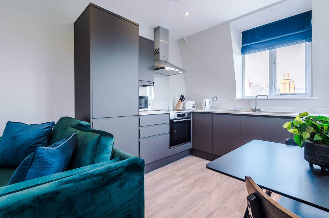 46 M² Apartment ∙ 1 Bedroom ∙ 2 Guests - Ormskirk