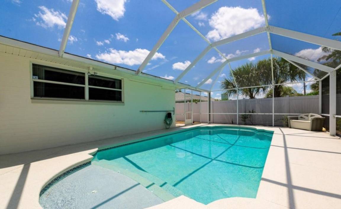70 M² House ∙ 4 Bedrooms ∙ 8 Guests - Ormond Beach, FL