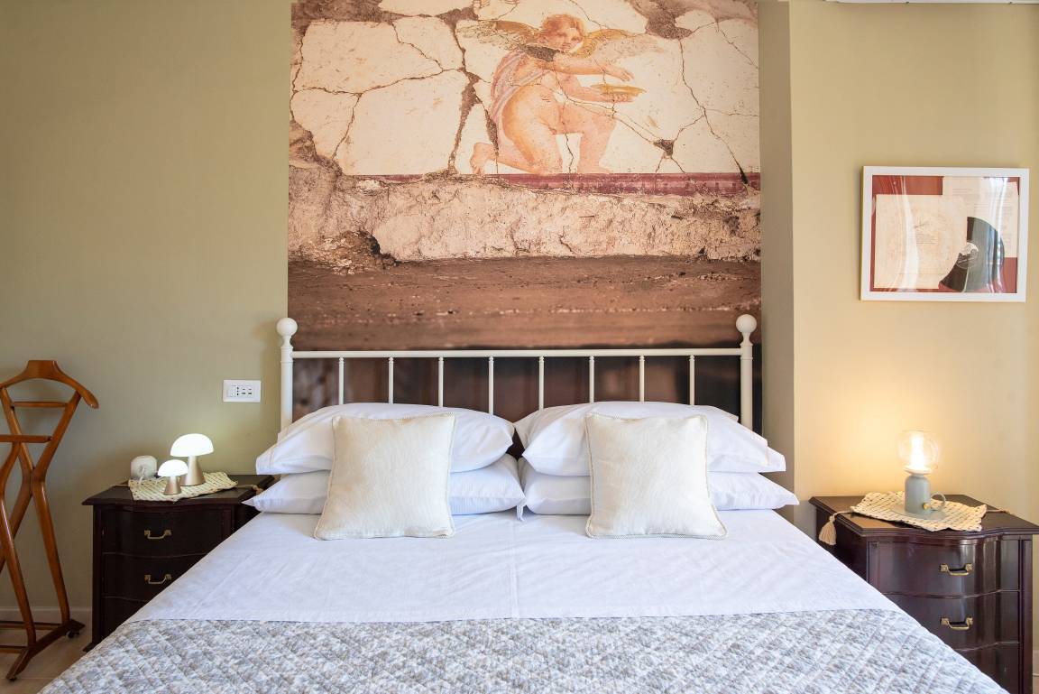 90 M² Apartment ∙ 3 Bedrooms ∙ 7 Guests - Pompei