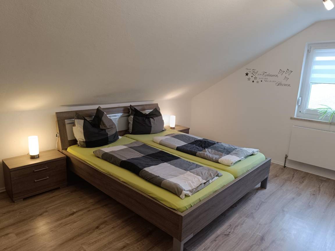 77 M² Ferienwohnung ∙ 2 Schlafzimmer ∙ 6 Gäste - Arrach