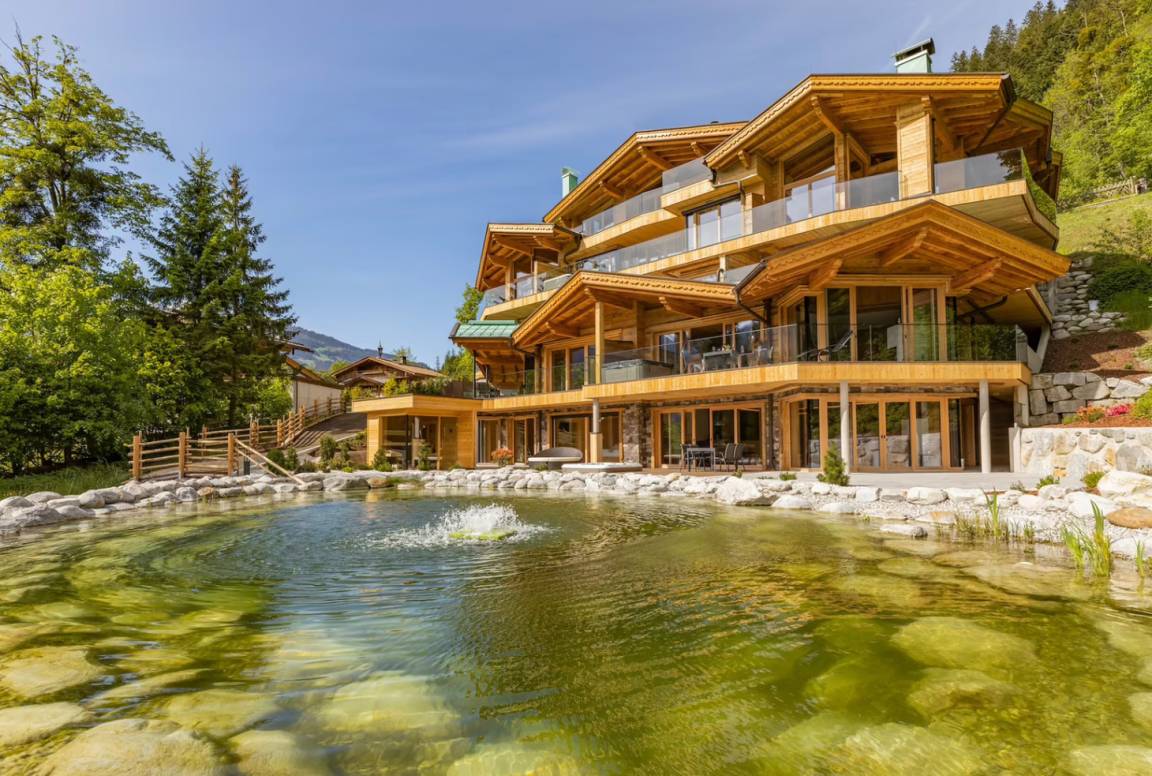 144 M² House ∙ 2 Bedrooms ∙ 4 Guests - Mayrhofen