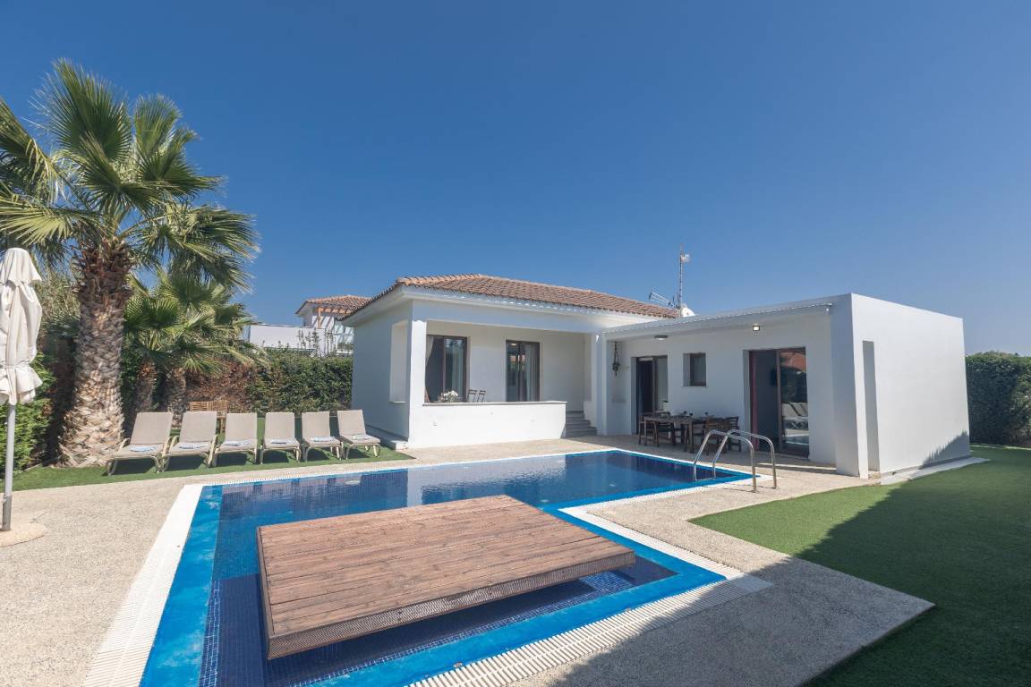 140 M² Casa ∙ 3 Habitaciones ∙ 7 Huéspedes - Nissi Beach