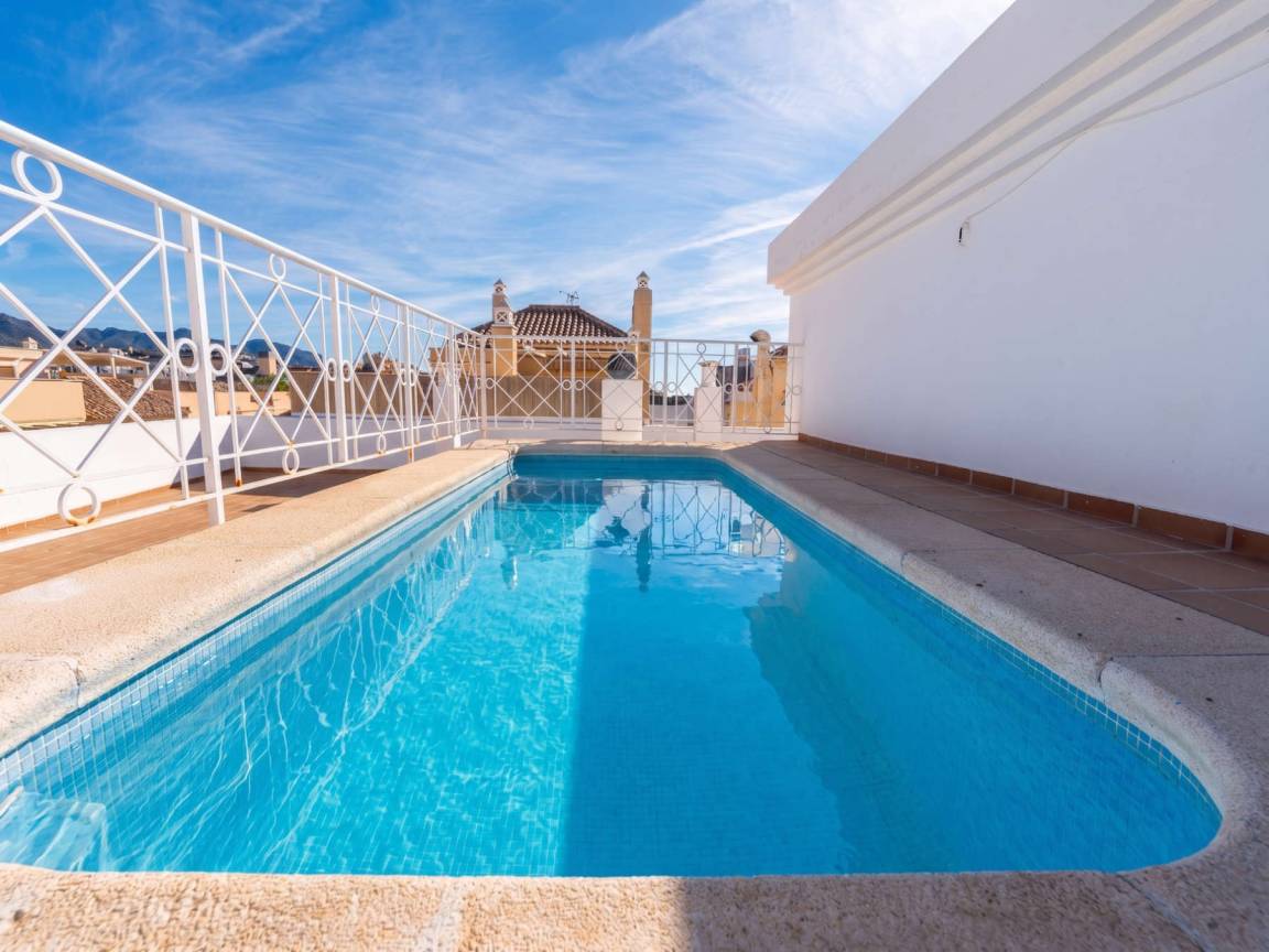79 M² Appartement ∙ 2 Chambres ∙ 4 Personnes - Nerja
