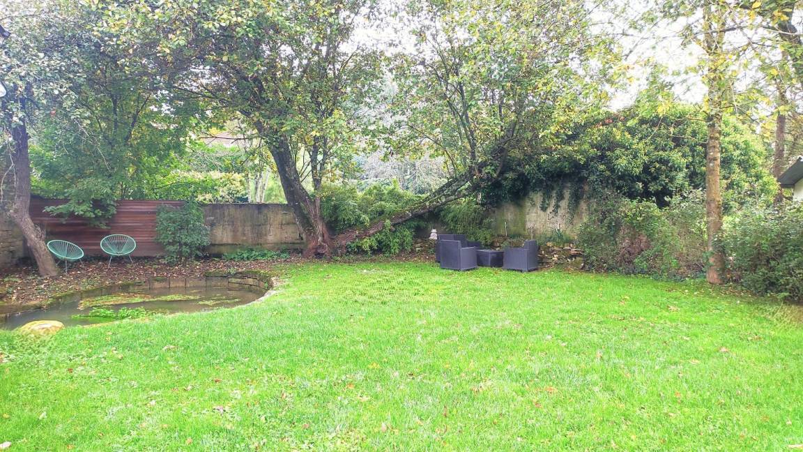 98 M² Gîte ∙ 2 Chambres ∙ 4 Personnes - Ardennes