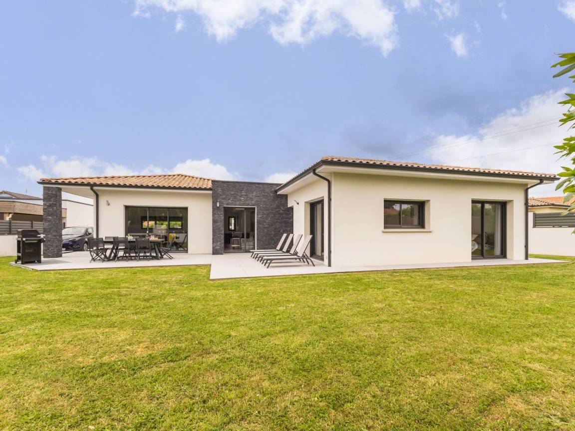 185 M² Cottage ∙ 3 Chambres ∙ 7 Personnes - Vallet