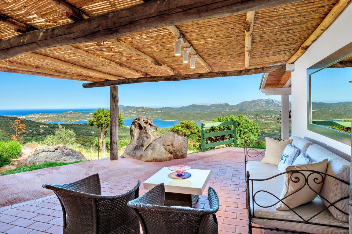 80 M² Ferienhaus ∙ 2 Schlafzimmer ∙ 4 Gäste - Arzachena