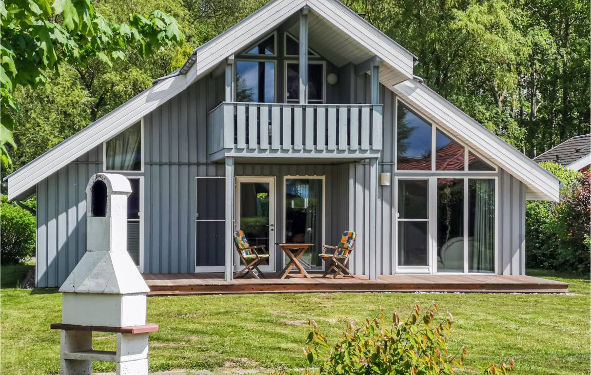 90 M² House ∙ 2 Bedrooms ∙ 6 Guests - Müritz
