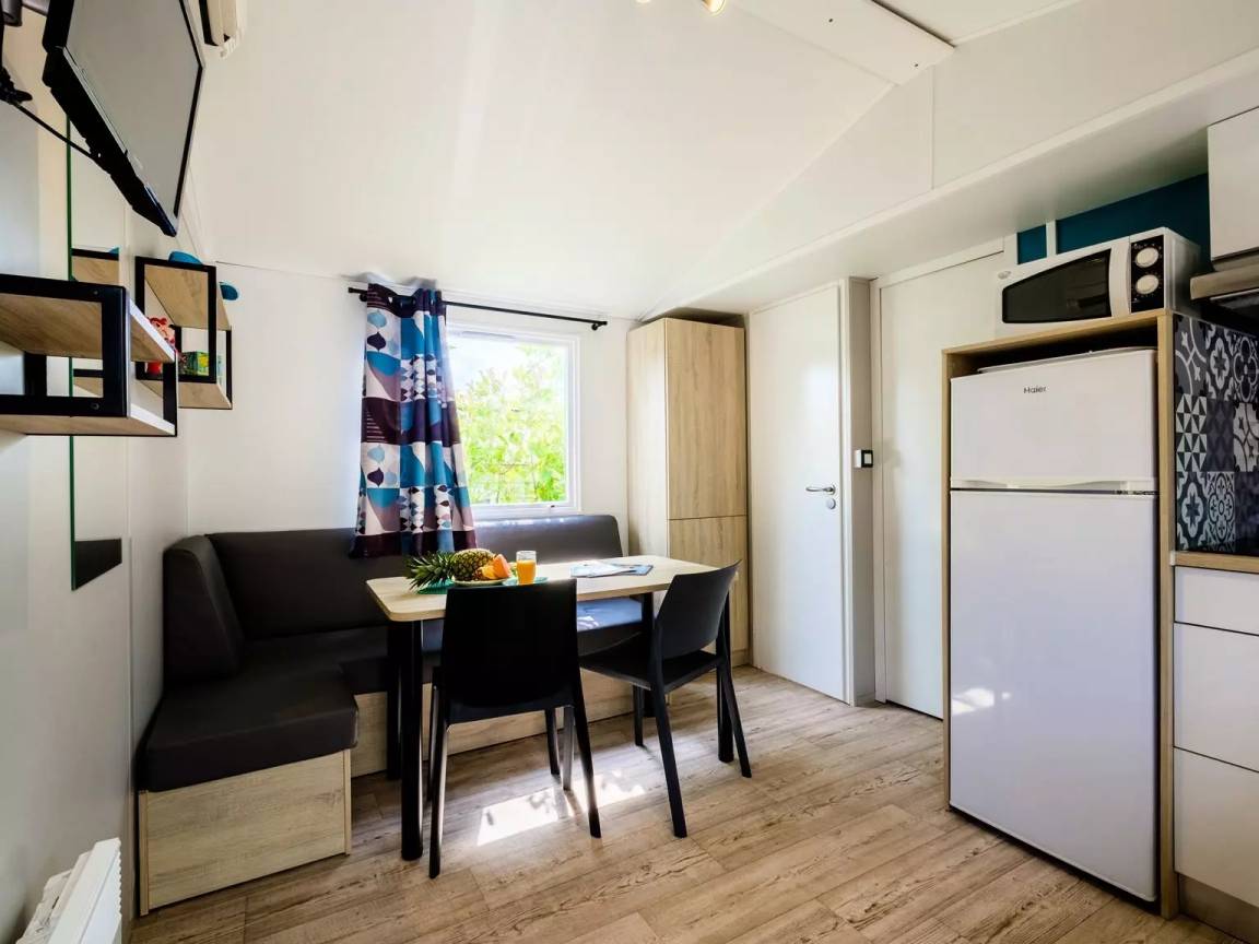 27 M² Caravan ∙ 2 Bedrooms ∙ 4 Guests - Fréjus
