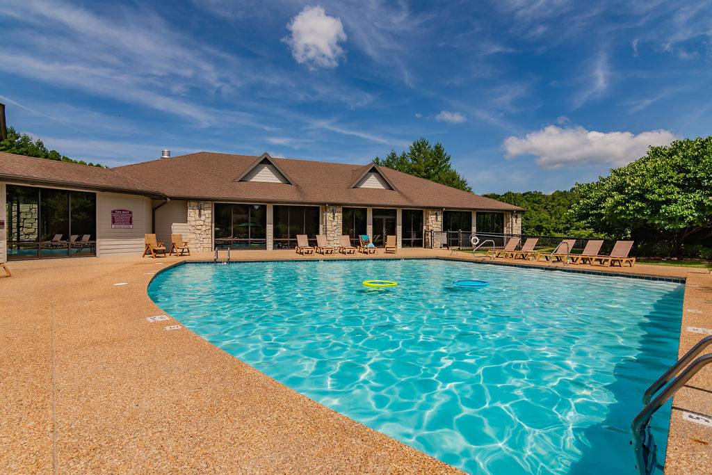 House ∙ 5 Bedrooms ∙ 15 Guests - Branson, MO