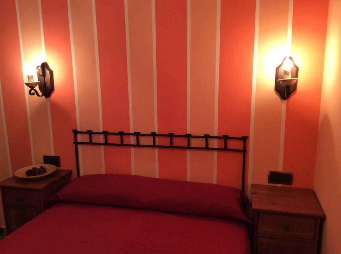 12 M² Bed & Breakfast ∙ 1 Habitación ∙ 2 Huéspedes - Calatayud
