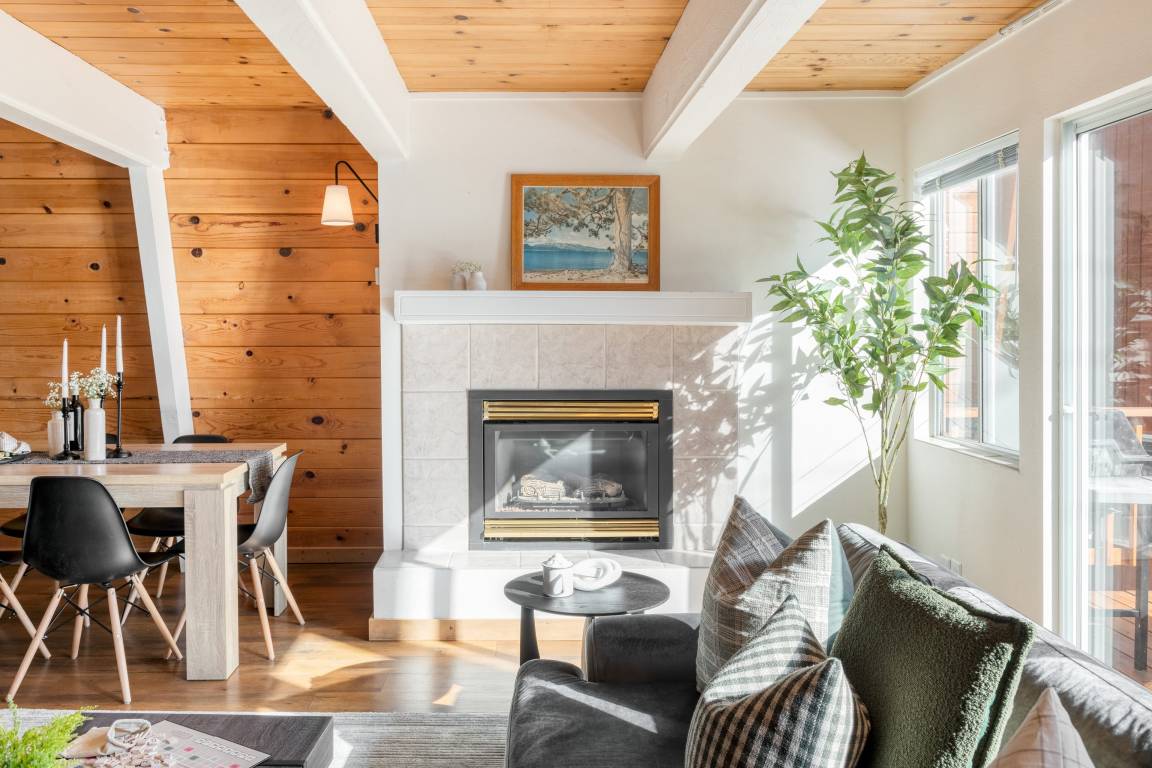313 M² Apartment ∙ 3 Bedrooms ∙ 6 Guests - Tahoe City, CA