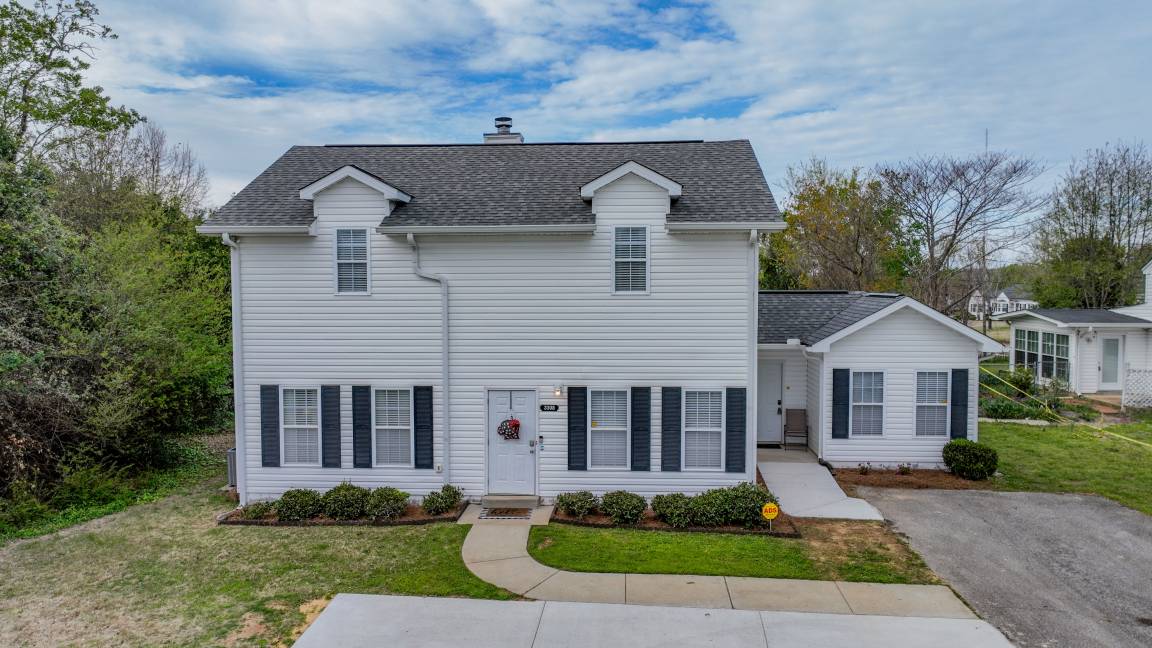 192 M² House ∙ 4 Bedrooms ∙ 11 Guests - Tuscaloosa, AL