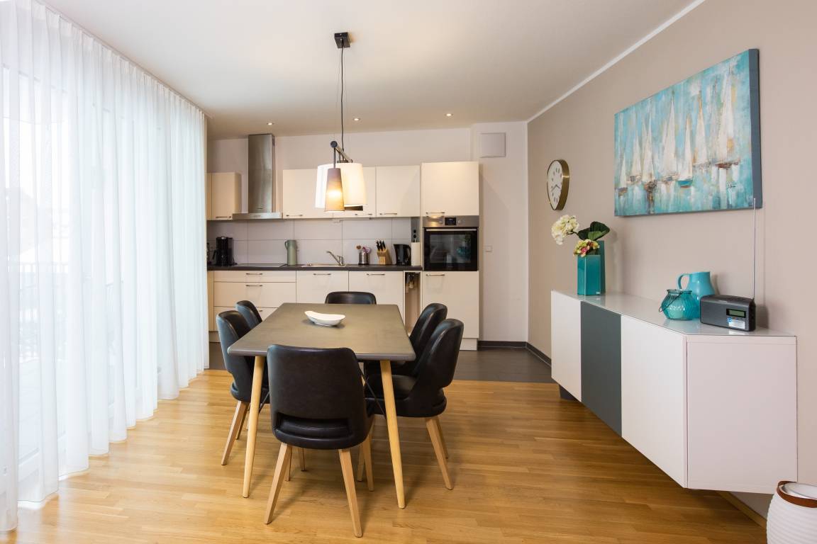 70 M² Apartment ∙ 1 Bedroom ∙ 4 Guests - Friedrichshafen