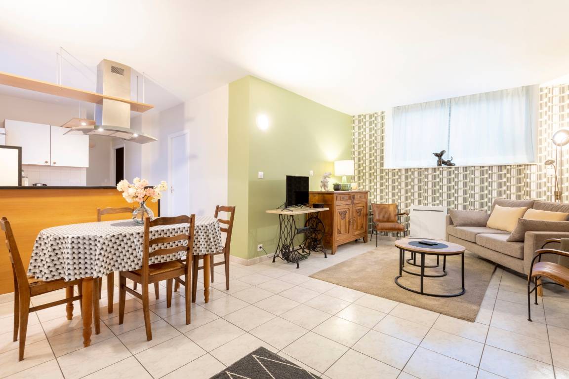 70 M² Appartement ∙ 2 Chambres ∙ 4 Personnes - Pont-l'Abbé