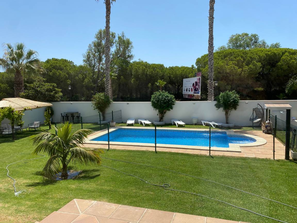250 M² House ∙ 5 Bedrooms ∙ 11 Guests - Conil de la Frontera