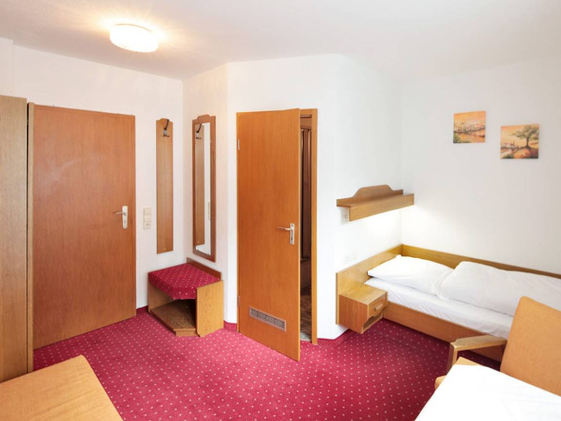 Privatzimmer ∙ 1 Schlafzimmer ∙ 1 Gast - Lenzkirch