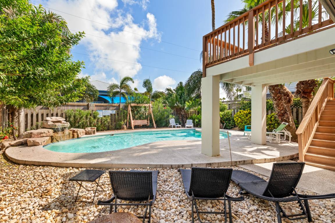 199 M² House ∙ 4 Bedrooms ∙ 10 Guests - South Padre Island