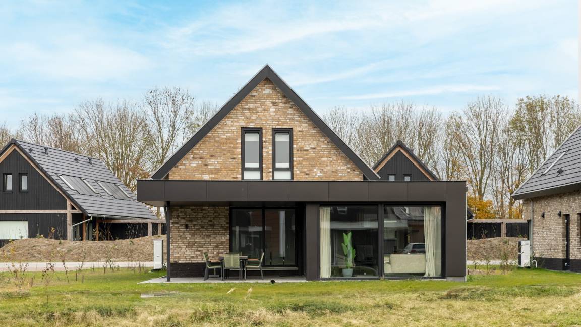 153 M² Dom ∙ 4 Sypialnie ∙ 8 Gości - Cadzand