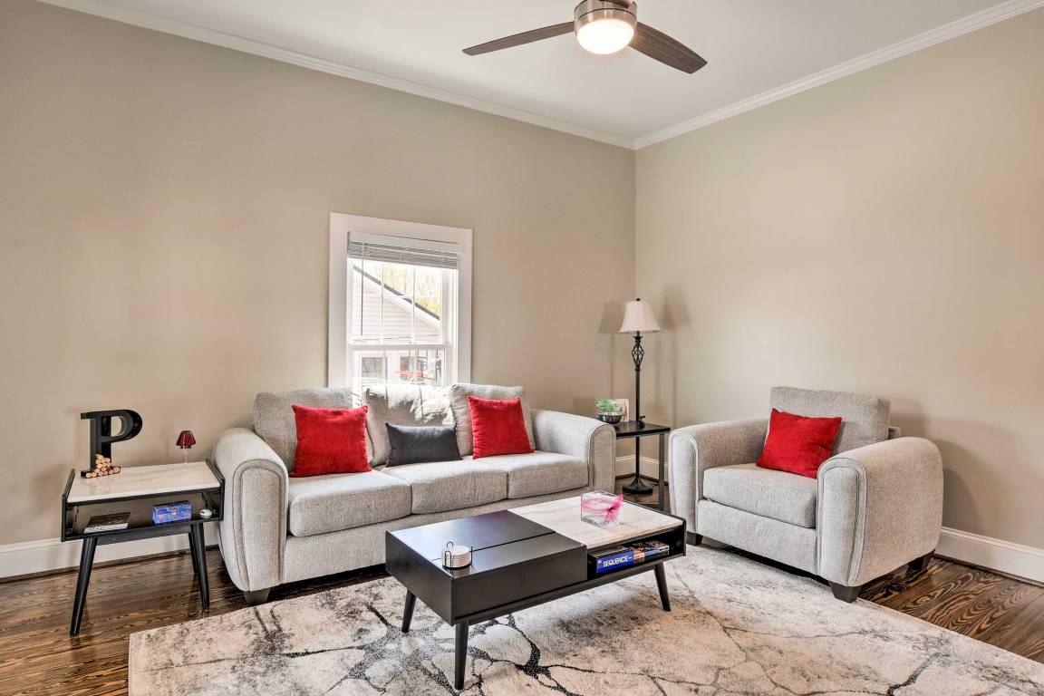 78 M² House ∙ 2 Bedrooms ∙ 6 Guests - Saluda Lake, SC